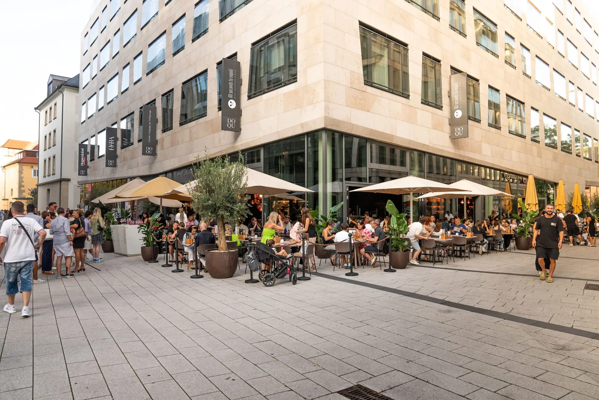 Stuttgart | 60 seconds to napoli